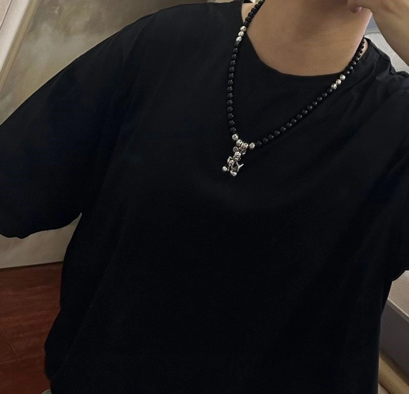 High fidelity Louis Vuitton Necklaces