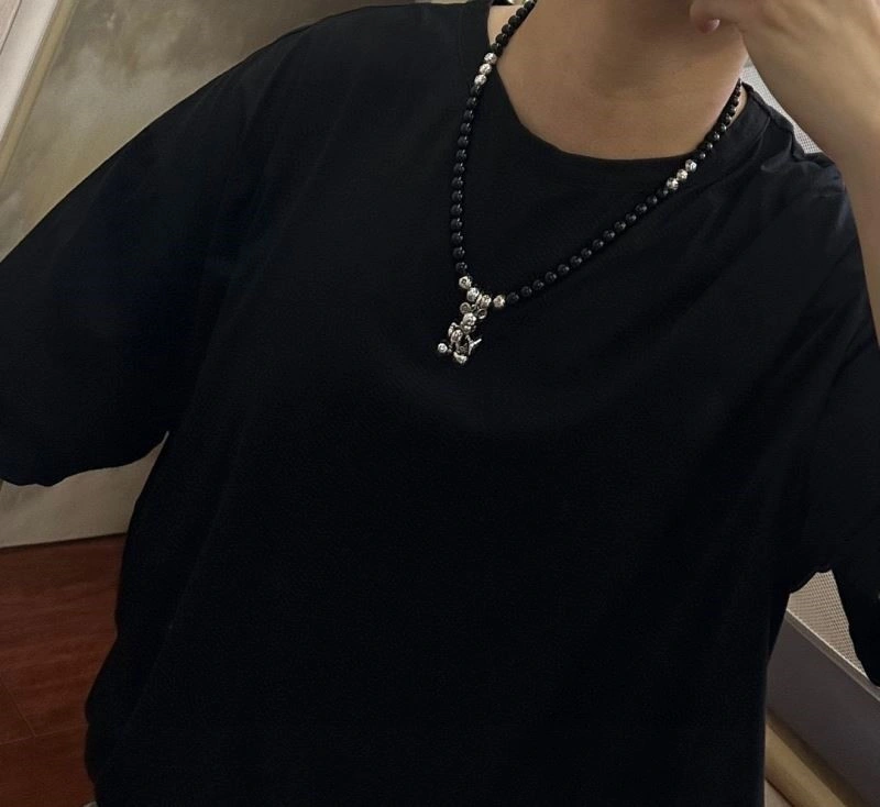 High fidelity Louis Vuitton Necklaces