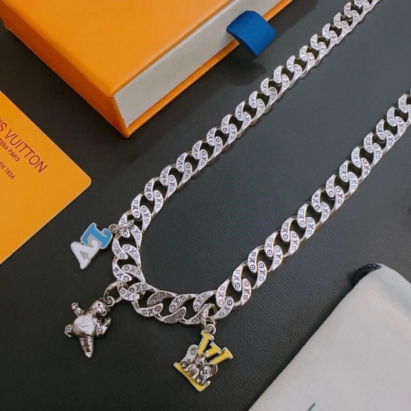 Exact replica Louis Vuitton Necklaces