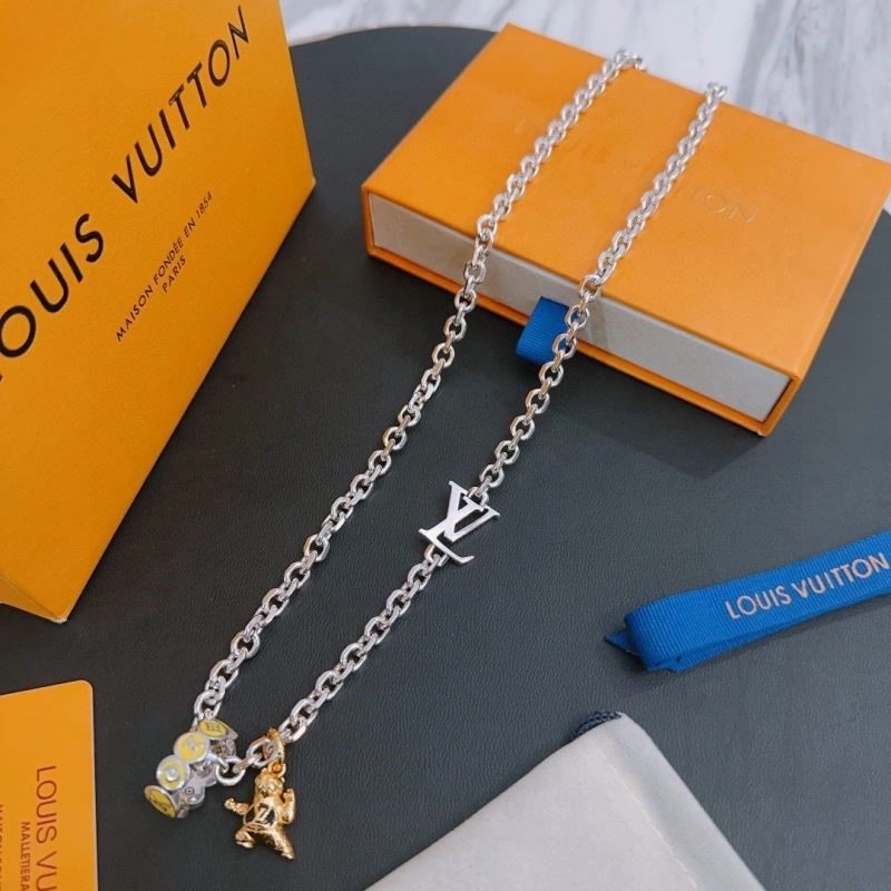 Economical Louis Vuitton Necklaces
