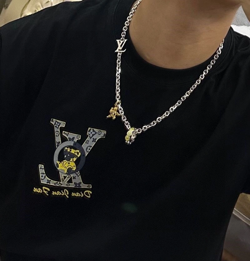 Economical Louis Vuitton Necklaces