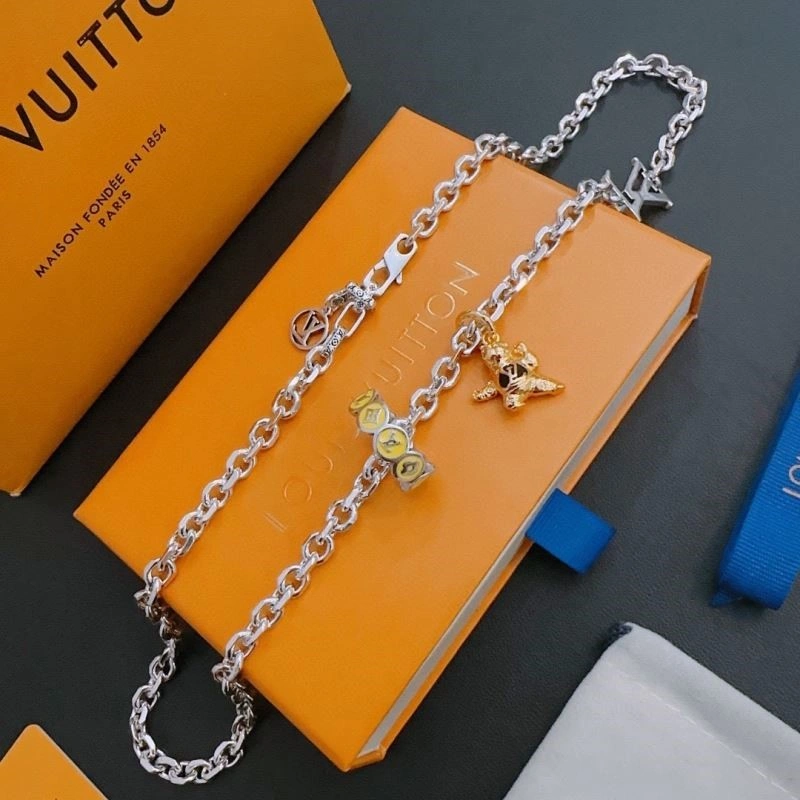 Economical Louis Vuitton Necklaces