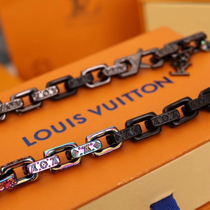 Cut-rate Louis Vuitton Necklaces