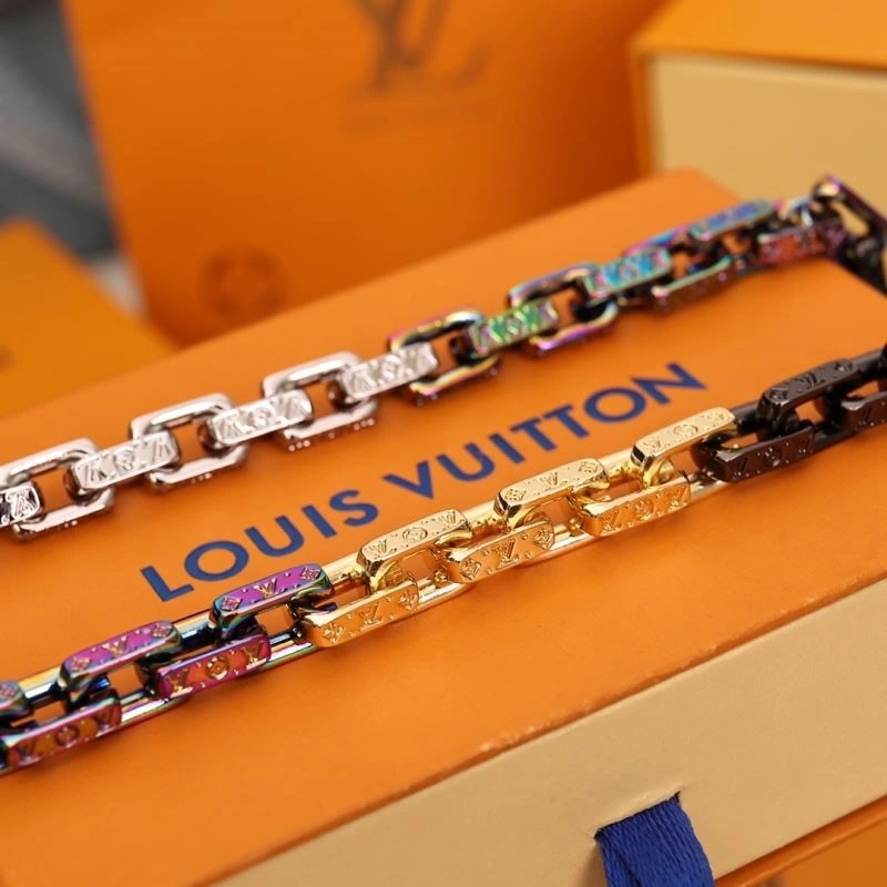 Cut-rate Louis Vuitton Necklaces
