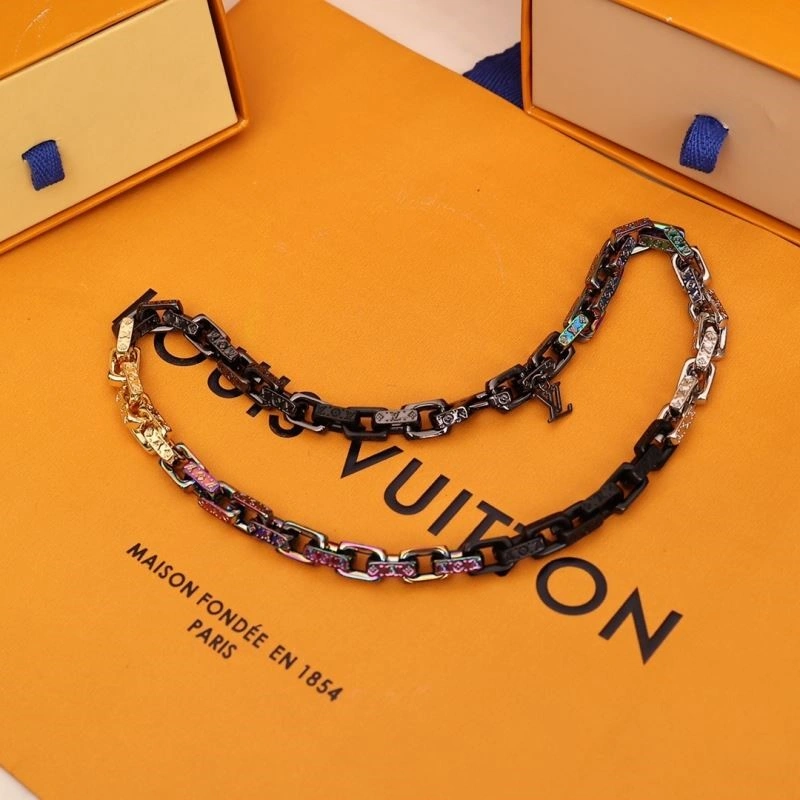 Cut-rate Louis Vuitton Necklaces