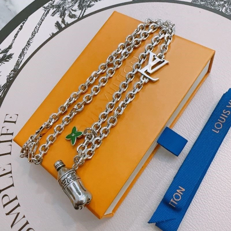 Inexpensive Louis Vuitton Necklaces