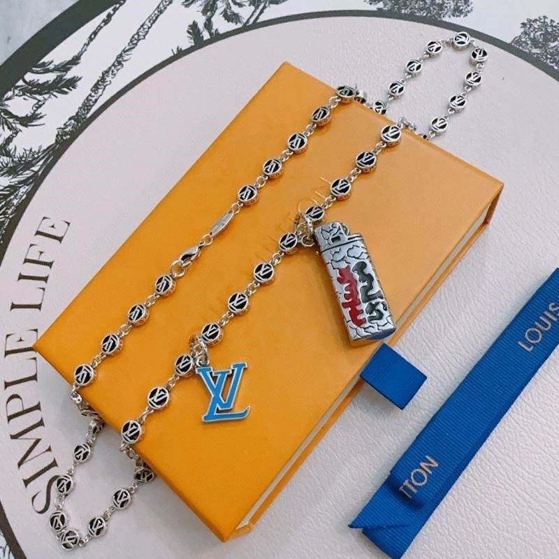 Low-cost Louis Vuitton Necklaces
