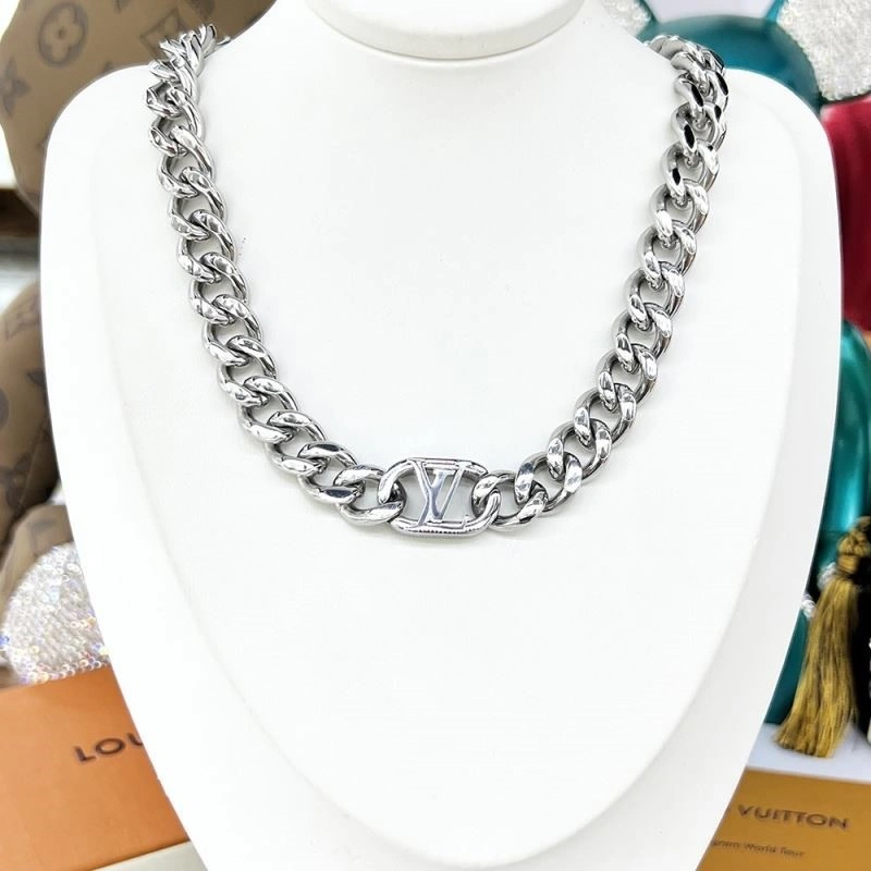 Cut-rate Louis Vuitton Necklaces