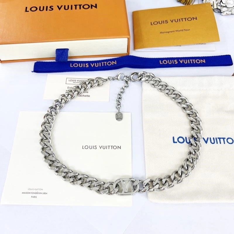 Cut-rate Louis Vuitton Necklaces