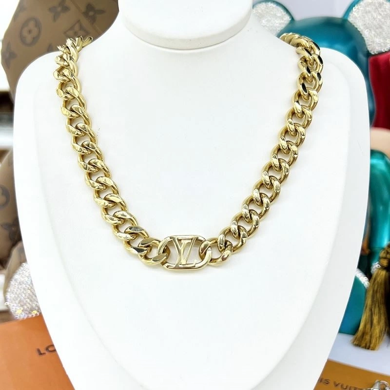Official Louis Vuitton Necklaces
