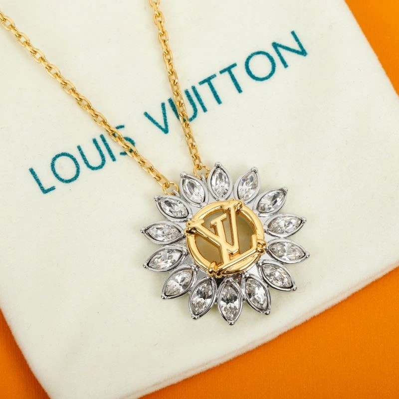 Official Louis Vuitton Necklaces