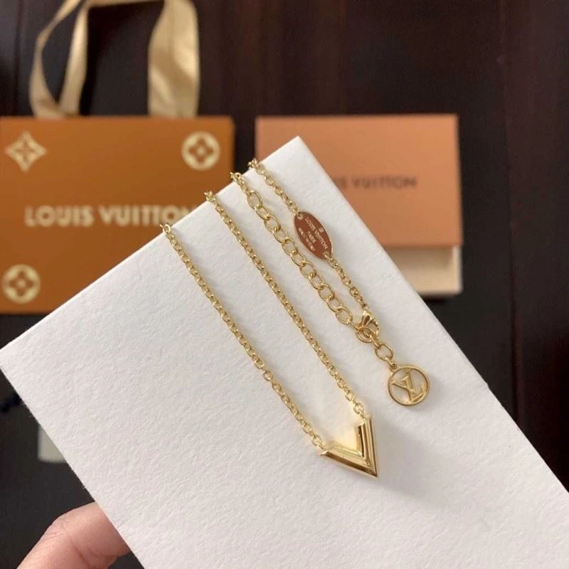 High accuracy Louis Vuitton Necklaces