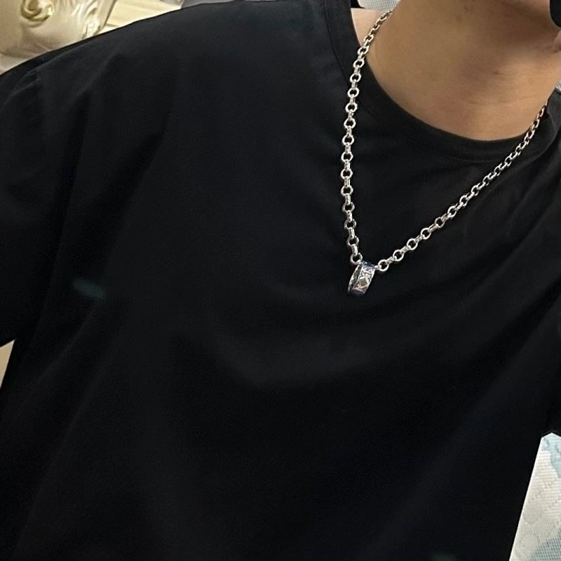 High fidelity Louis Vuitton Necklaces