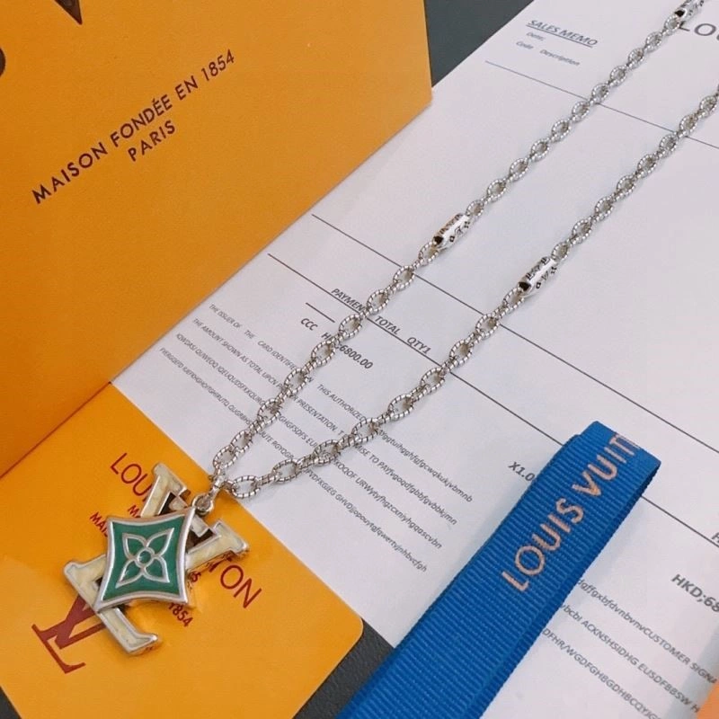 Low-cost Louis Vuitton Necklaces