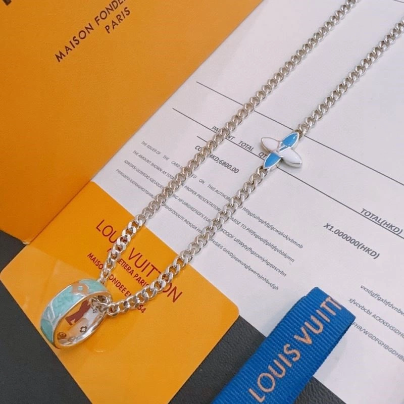 High fidelity Louis Vuitton Necklaces