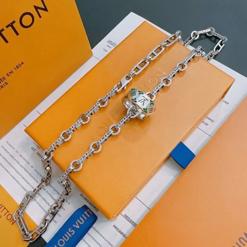 Top match Louis Vuitton Necklaces