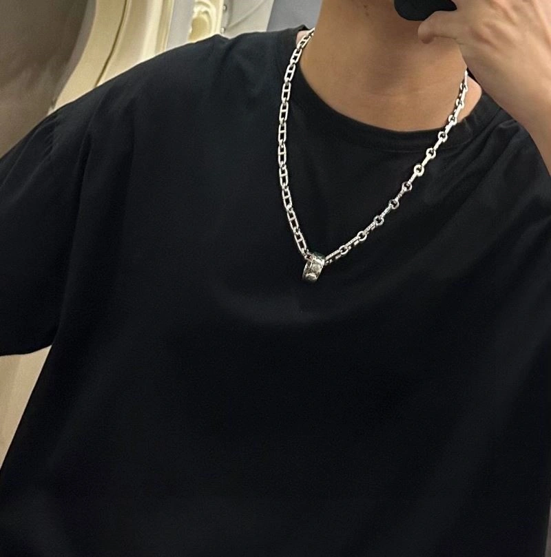 Top match Louis Vuitton Necklaces