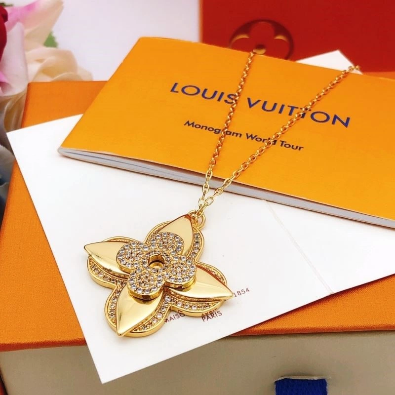 Value-priced Louis Vuitton Necklaces