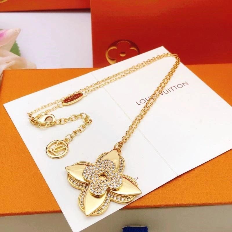 Value-priced Louis Vuitton Necklaces