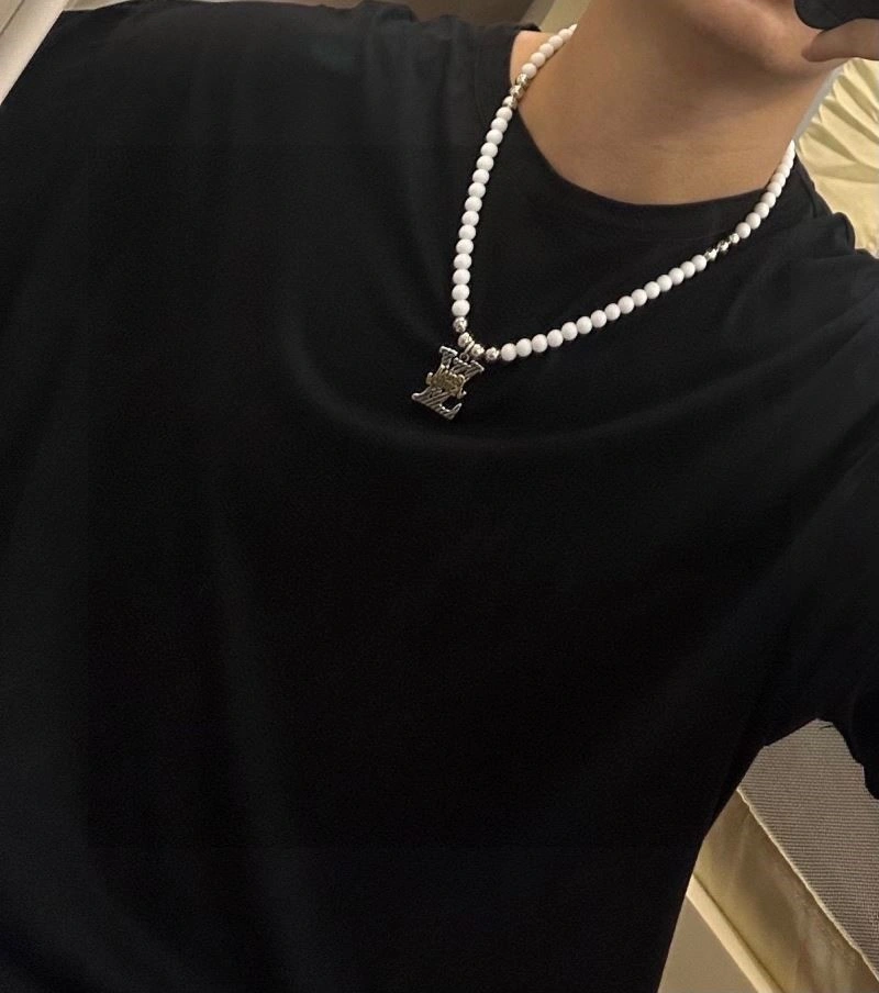 Exact replica Louis Vuitton Necklaces