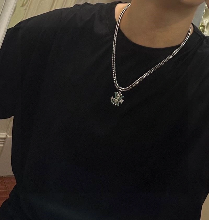 Brand-original Louis Vuitton Necklaces