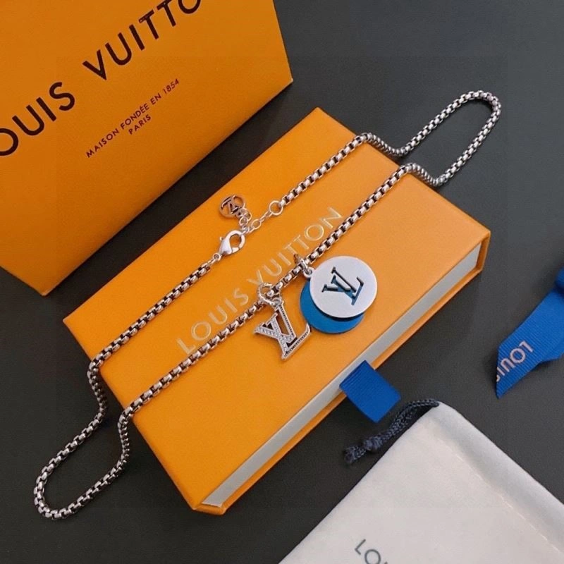 Original Louis Vuitton Necklaces