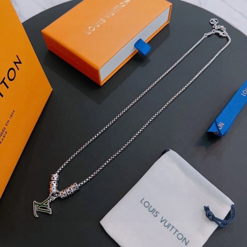 Legit Louis Vuitton Necklaces
