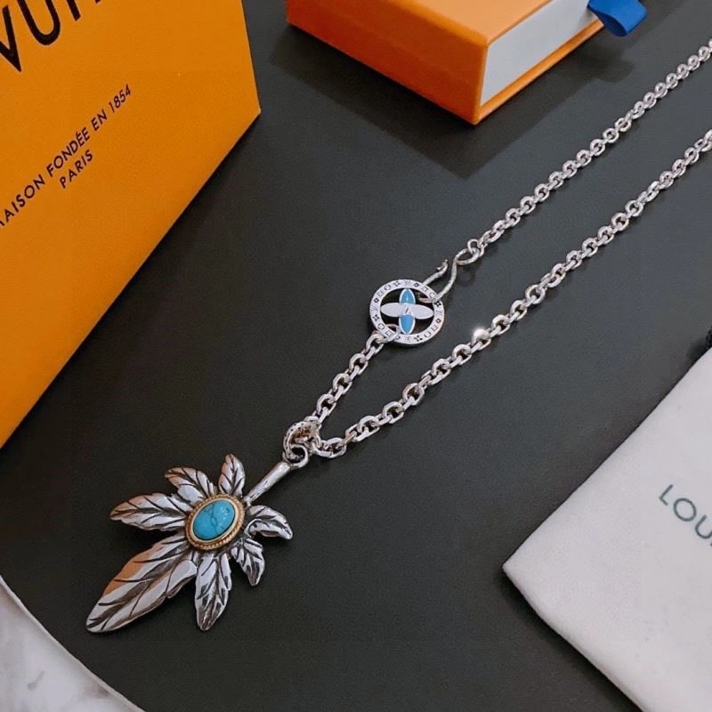 Value-priced Louis Vuitton Necklaces