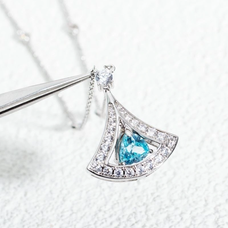Perfect replica Louis Vuitton Necklaces