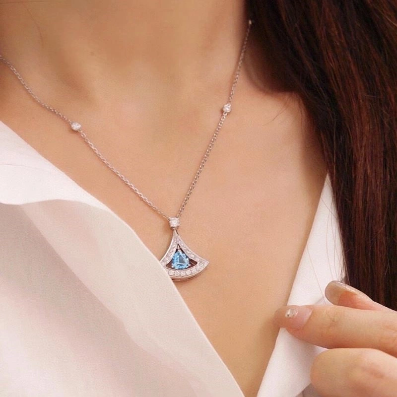 Perfect replica Louis Vuitton Necklaces
