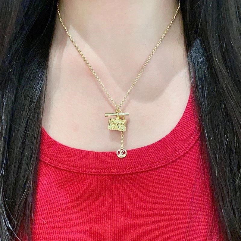 Mirror quality Louis Vuitton Necklaces