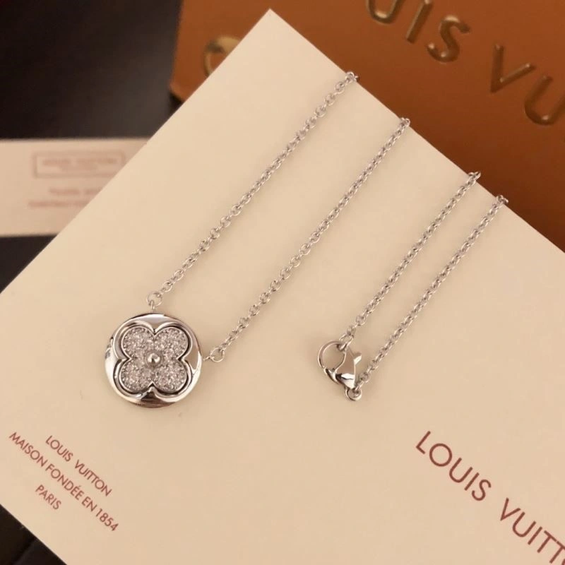 Official Louis Vuitton Necklaces