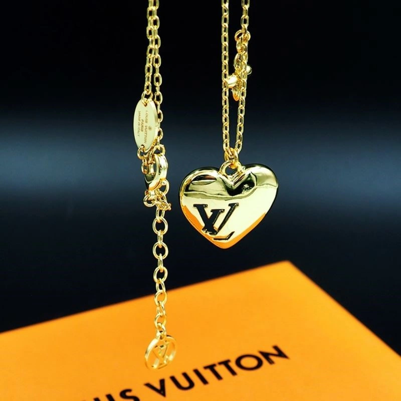 Indistinguishable Louis Vuitton Necklaces