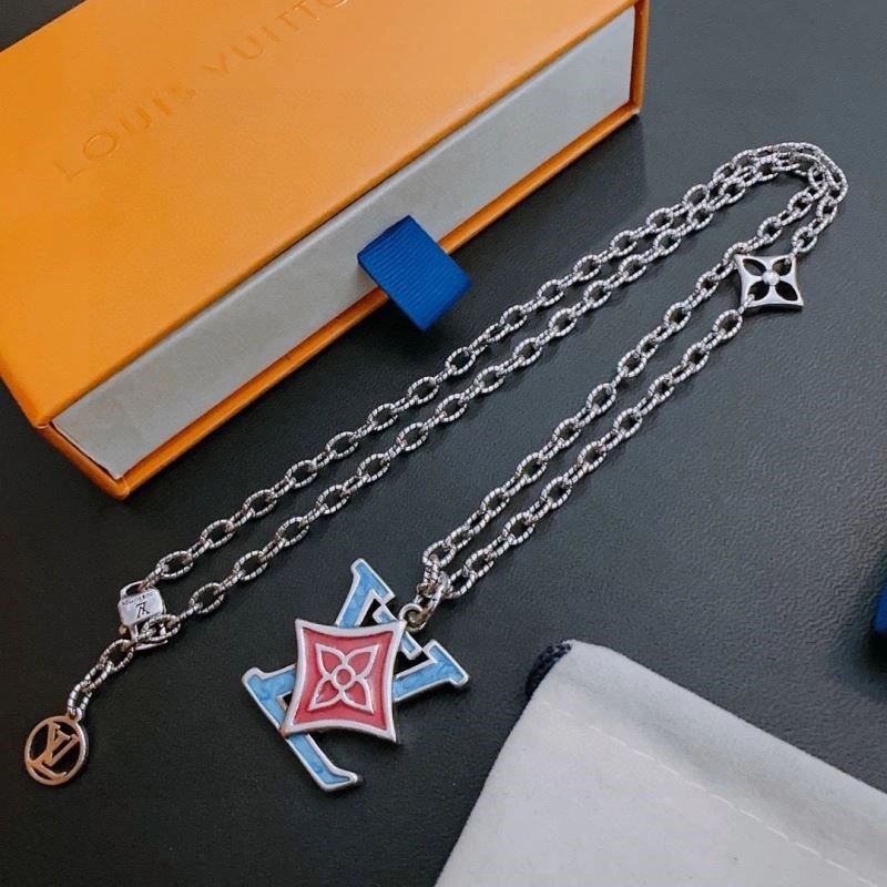 High accuracy Louis Vuitton Necklaces