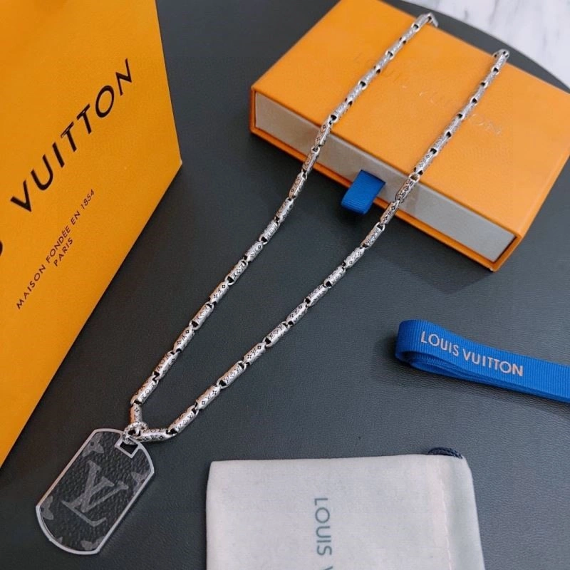 Low-cost Louis Vuitton Necklaces