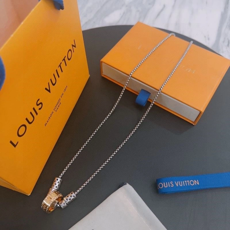 Economical Louis Vuitton Necklaces