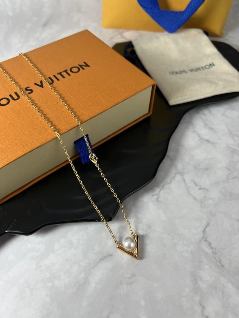 Factory-made Louis Vuitton Necklaces