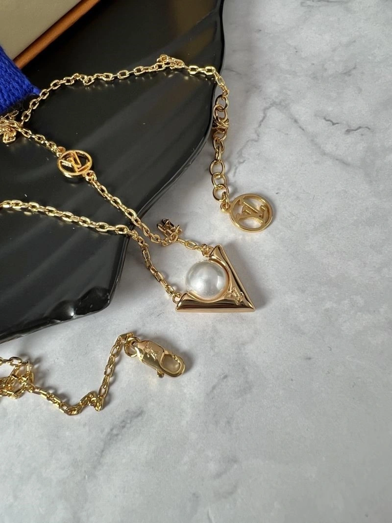 Factory-made Louis Vuitton Necklaces