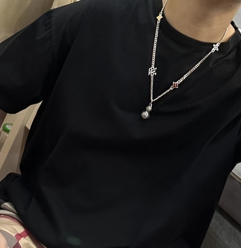 Economical Louis Vuitton Necklaces