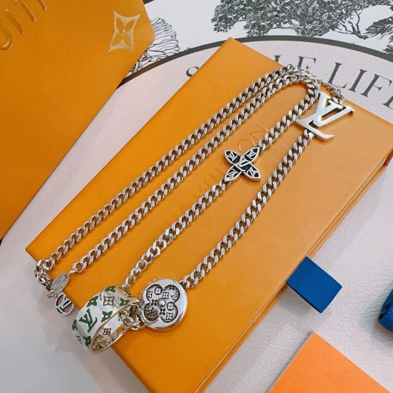Indistinguishable Louis Vuitton Necklaces