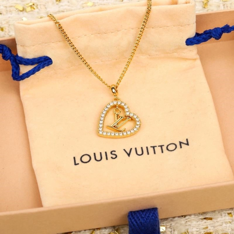 Discounted Louis Vuitton Necklaces