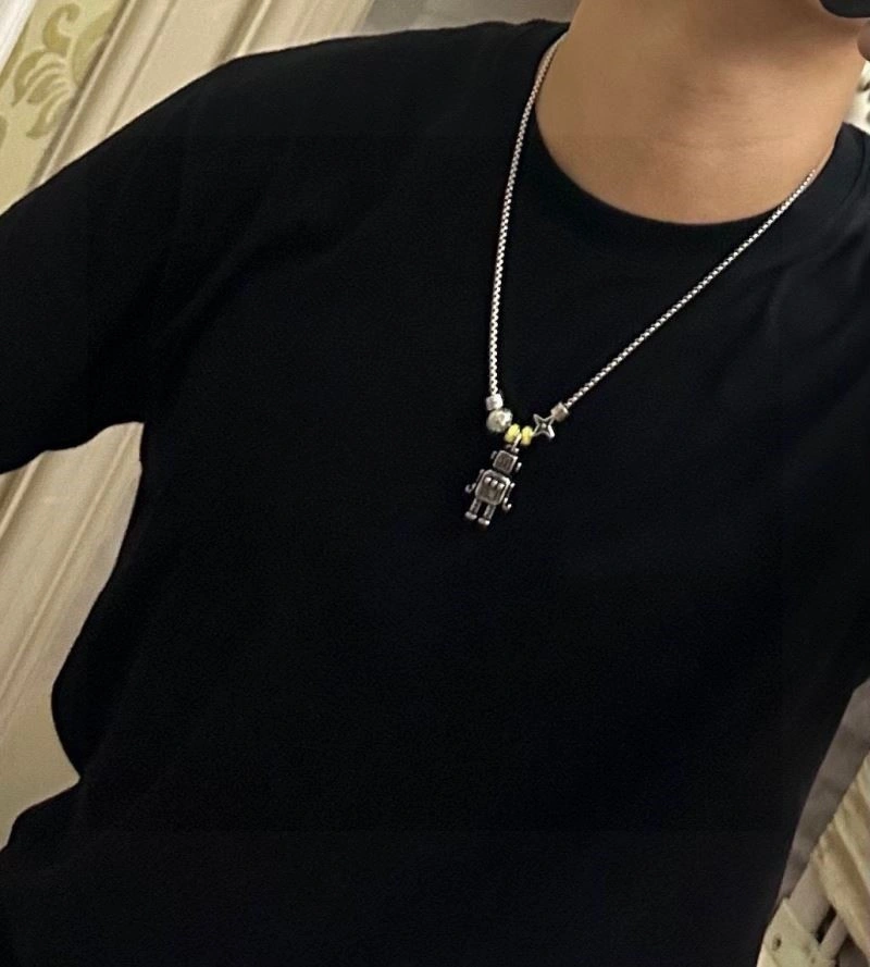 Inexpensive Louis Vuitton Necklaces
