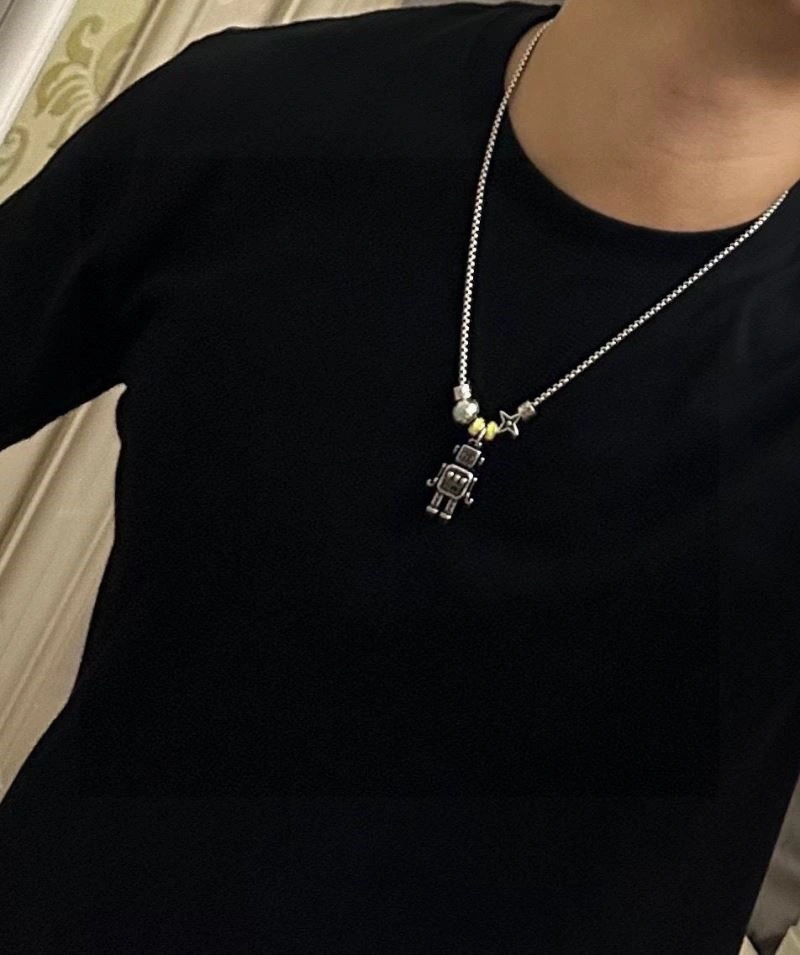Inexpensive Louis Vuitton Necklaces