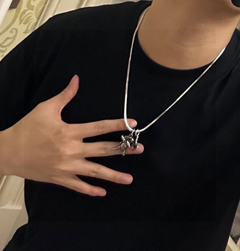 Legit Louis Vuitton Necklaces