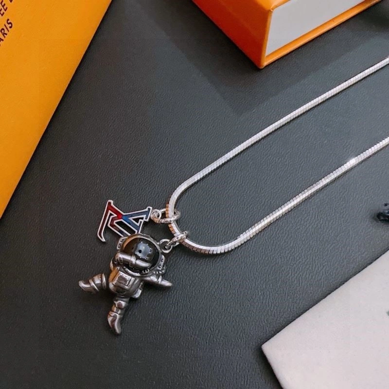 Legit Louis Vuitton Necklaces