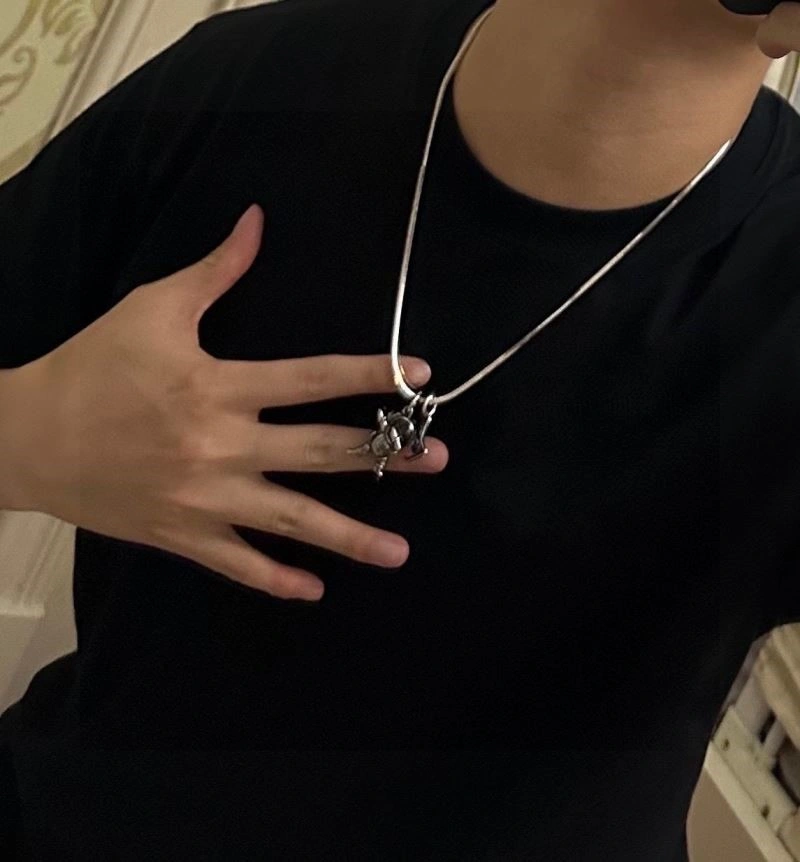 Legit Louis Vuitton Necklaces