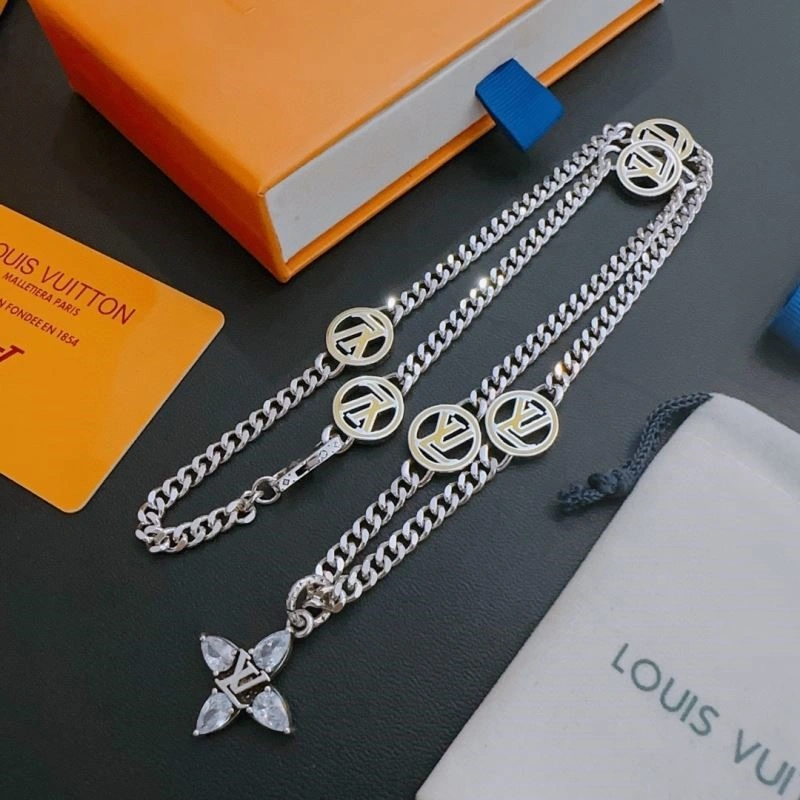 Brand-original Louis Vuitton Necklaces
