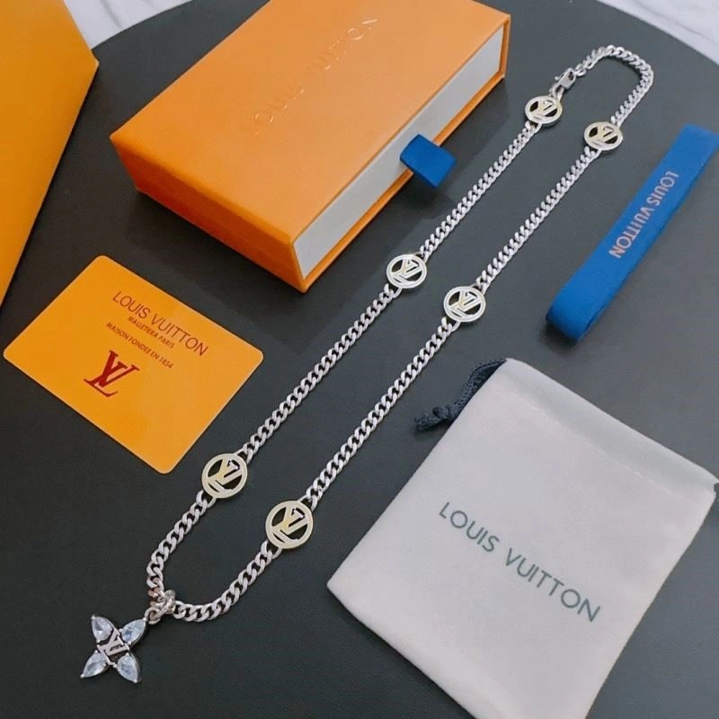 Brand-original Louis Vuitton Necklaces