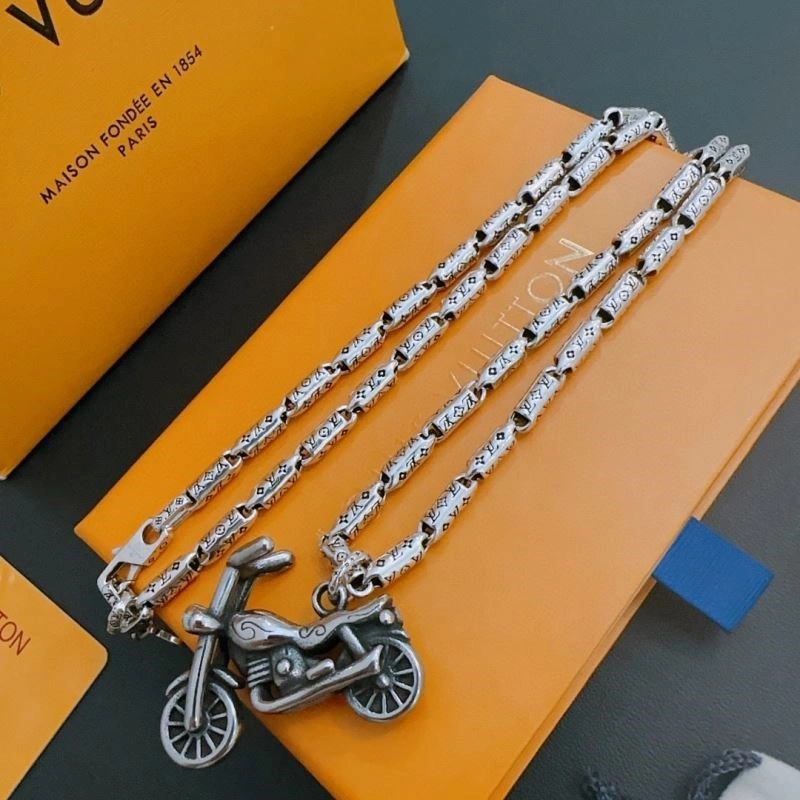 Perfect replica Louis Vuitton Necklaces