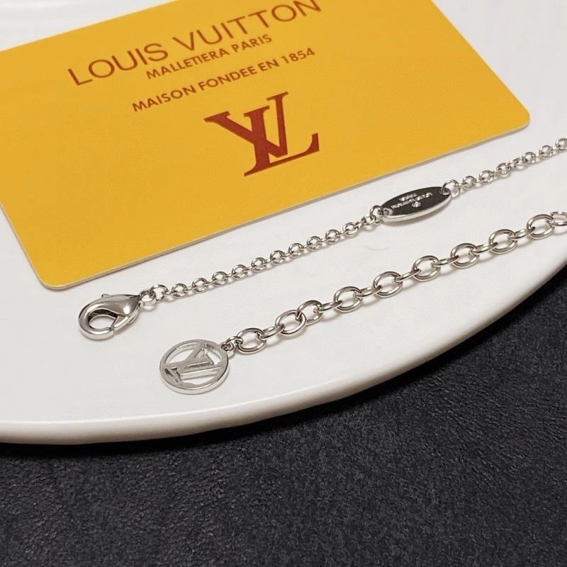 Indistinguishable Louis Vuitton Necklaces